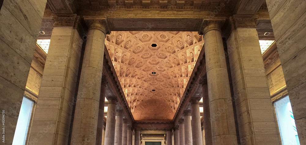 Breathtaking Beaux-Arts architecture and baroque stucco interiors ...