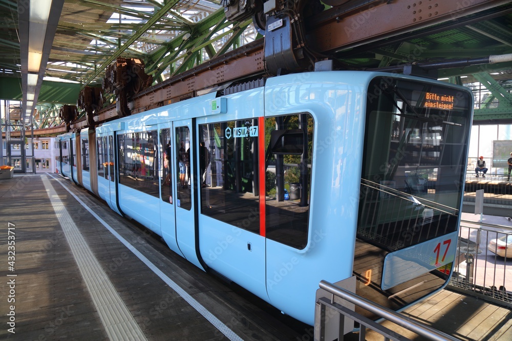 WUPPERTAL, GERMANY - SEPTEMBER 19, 2020: Wuppertaler Schwebebahn ...