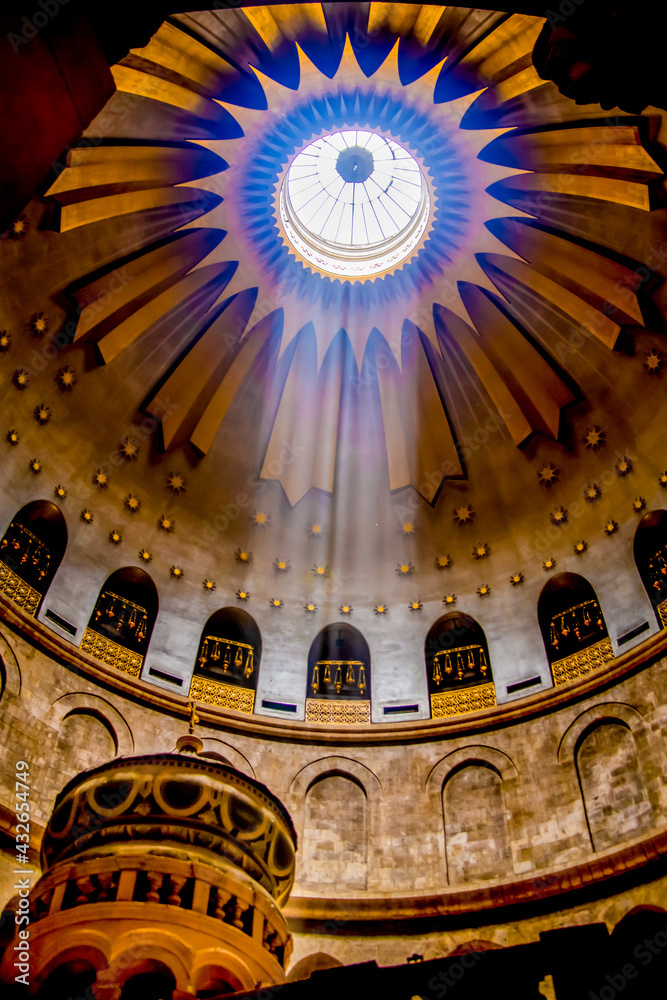 Church of Holy Sepulcher, Anastasis (resurrection) Rotunda over Edicule ...