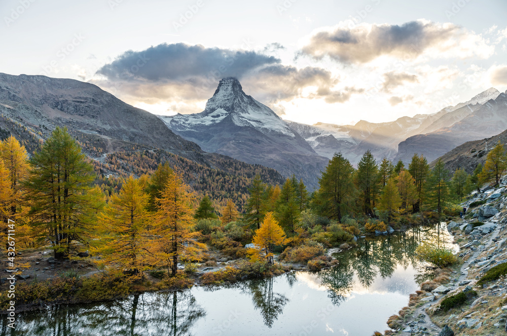 Awesome view of Matterhorn spire. Location place Grindjisee lake ...