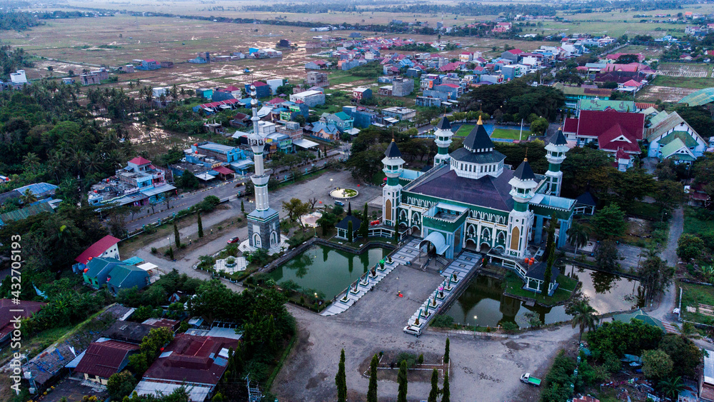 Pinrang, Sulawesi Selatan Indonesia. The view of the grand mosque in ...