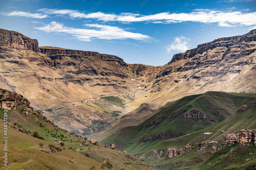 dangerous pass road to Sanipass, border between South Africa and ...