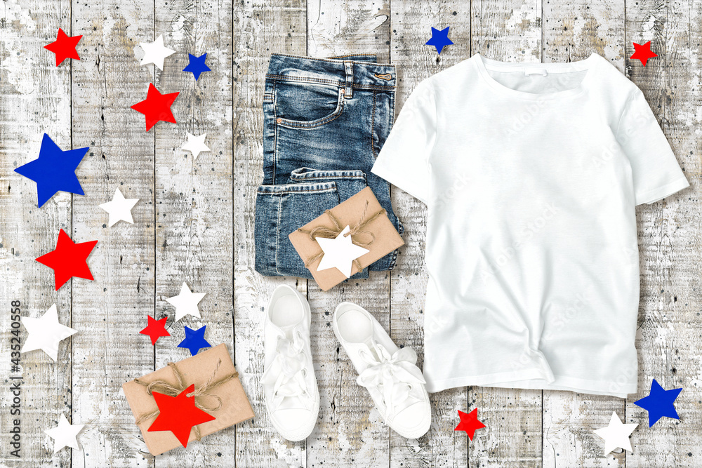 T-shirt mock up. Fashion flat lay 4th of July decoration Stock Photo ...