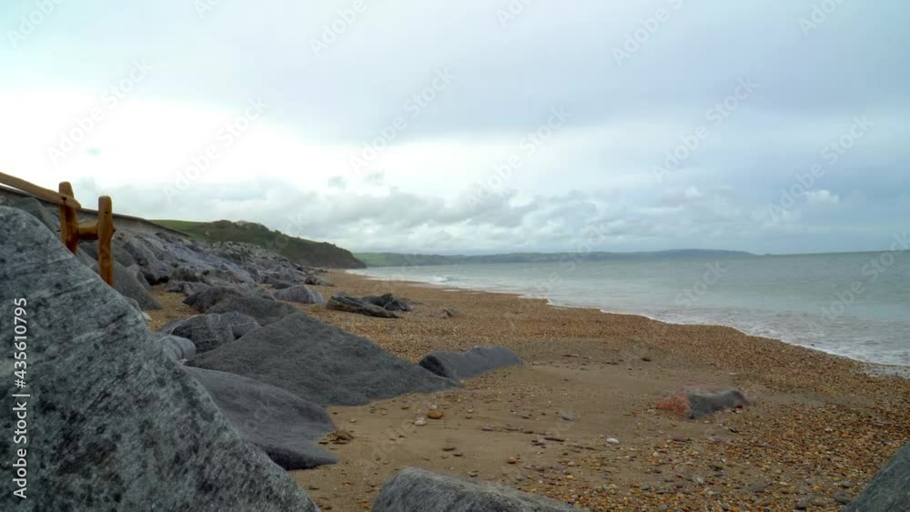 4k footage of Beesands beach in South Devon, UK on a cloudy day ...