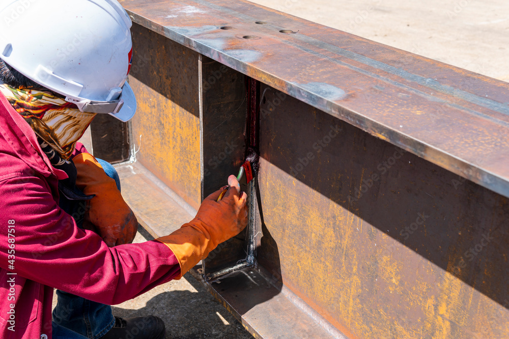 Step to use brush apply Liquid Penetrant into the welded for Non ...