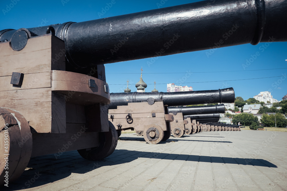 Foto de Replica cannons from battleship Goto Pristancia on ...