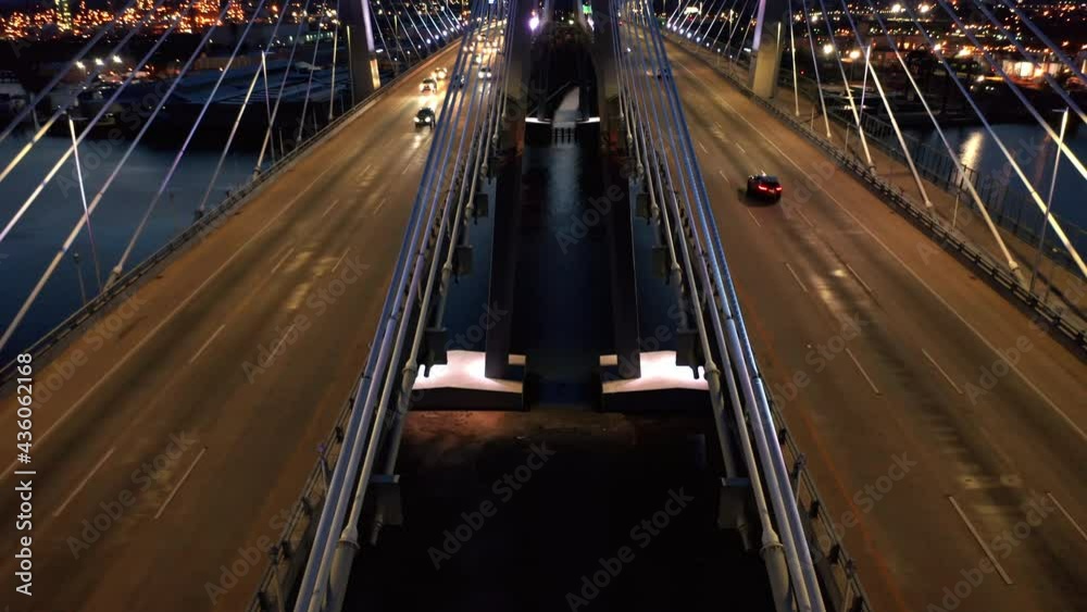 Drone footage of the new cable-stayed Goethals bridge by night ...