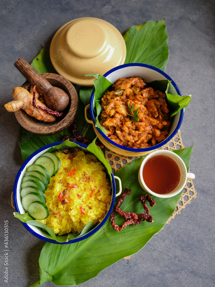 Homemade traditional Peranakan Malaysian cuisine / Nasi Kunyit aka ...