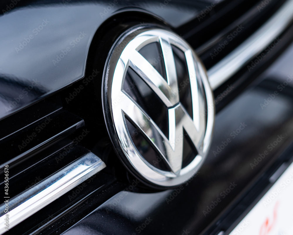 Istanbul, Turkiye - April 2021:close up of Volkswagen Logo on Car Stock ...