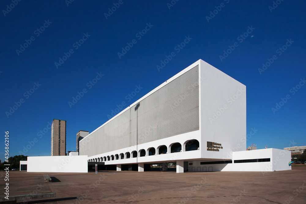 Foto de BRASILIA, BRAZIL- November 15, 2016: Government buildings ...