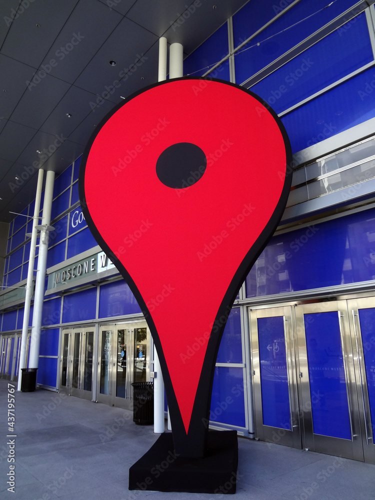 Large red Google Maps location icon at the Entrance to Google IO ...