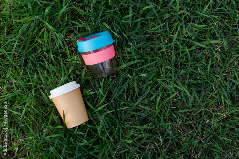 Reusable plastic keep cup and cardboard disposable non-recyclable glass ...