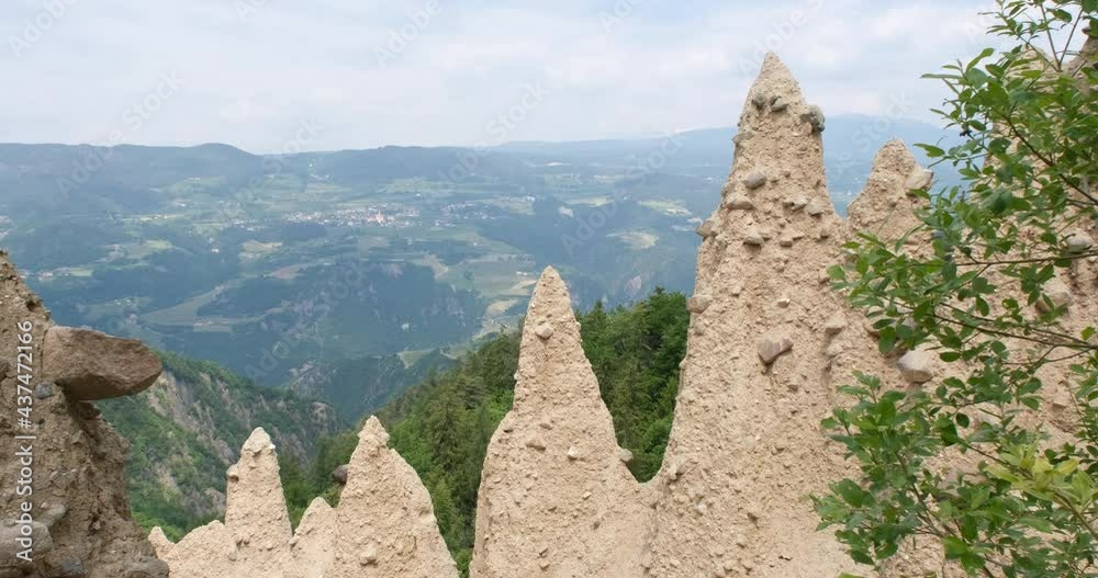 The incredible earth pyramids of Collepietra (Piramidi di Terra) in the ...