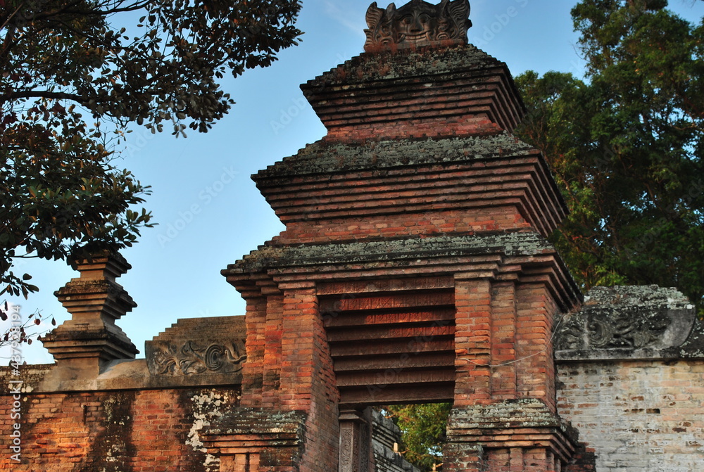 Kotagede Cemetery. This is the tomb of the king of the Mataram kingdom ...