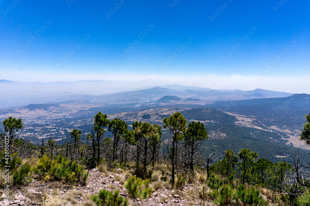 view from the top of the Cumbres del Ajusco National / vista desde la ...