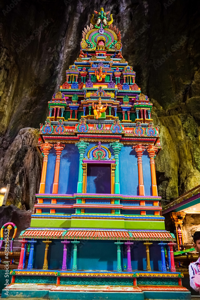 Hinduism Architecture and Statue of Batu caves - one of the most ...