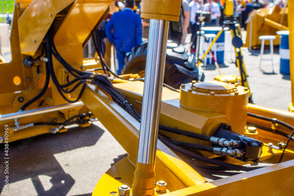 Hydraulic piston system for bulldozers, tractors, excavators, chrome ...