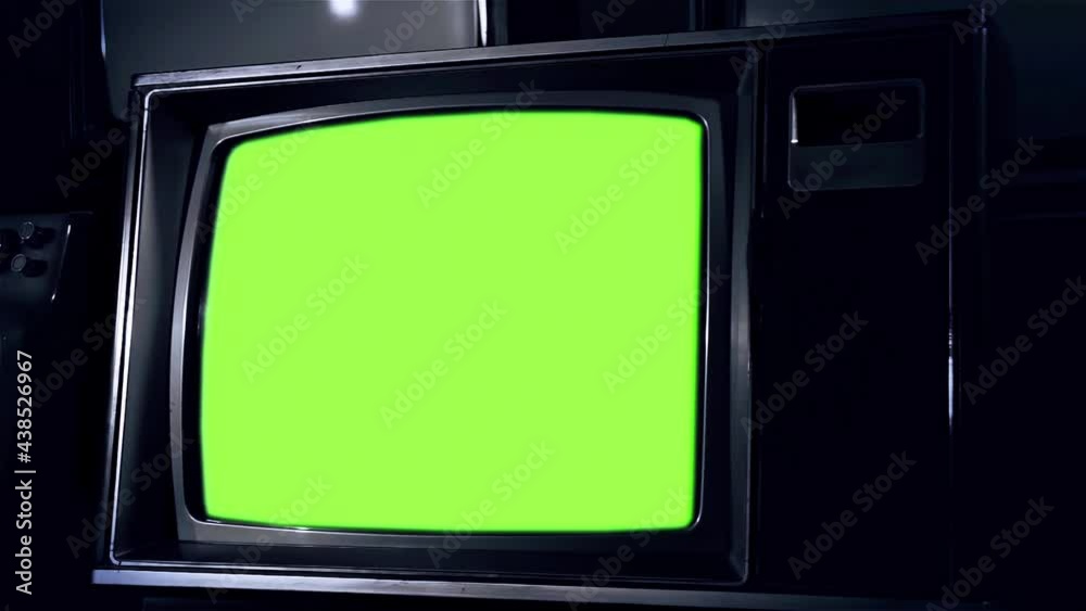 Old TV Set Turning Off Green Screen. Close Up. Zoom Out. You can ...