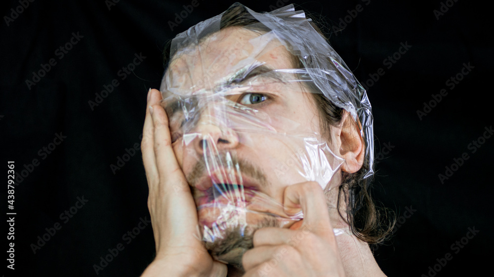 the movements he played with the mad man's face. eye with different ...