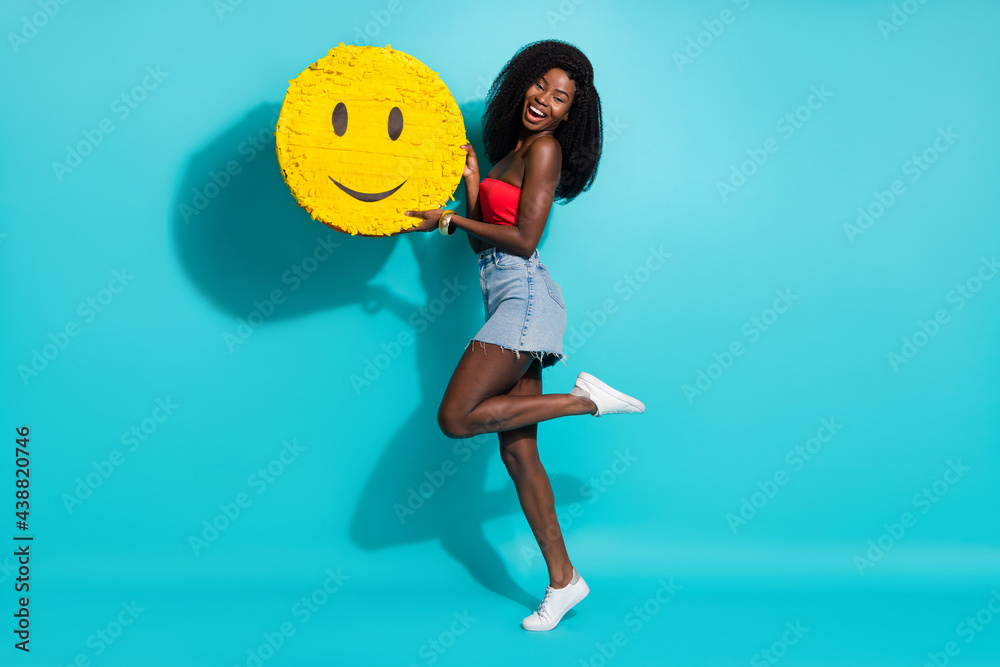Big Smile Emoticon Girl