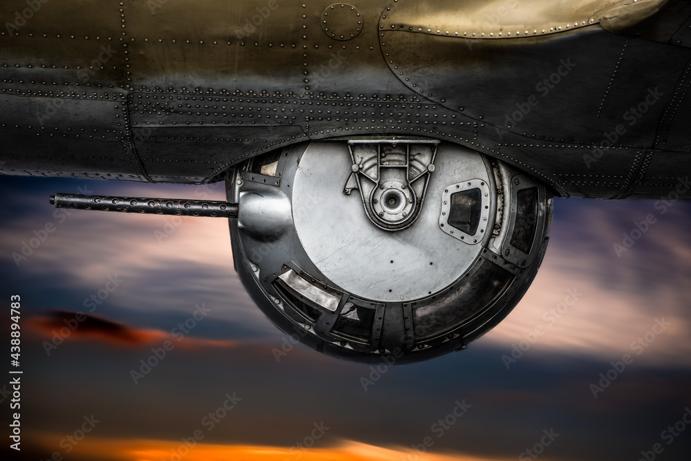 Fotografia do Stock: Vintage World War Two Ball Turret. Attached to the ...