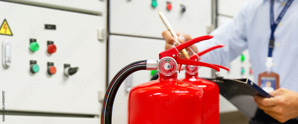 Fire extinguisher, Firefighter use inspection list checking pressure ...
