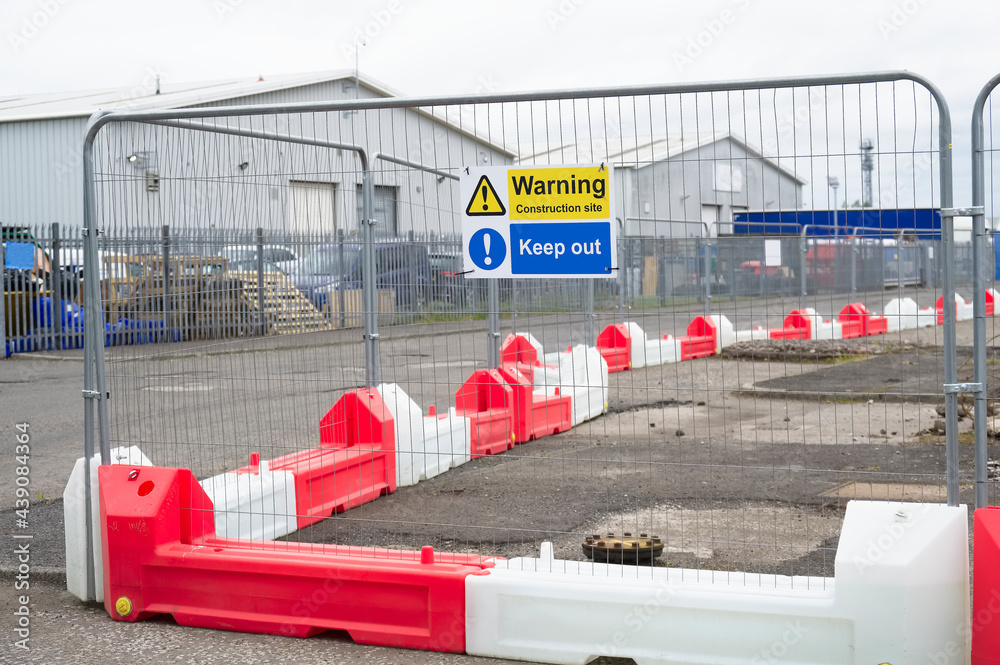 Construction site health and safety message rules sign board signage on ...
