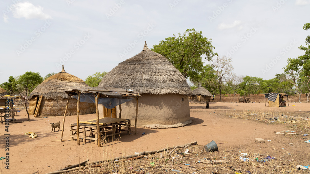 Grass huts traditional northern Ghana bush village. Northern region of ...