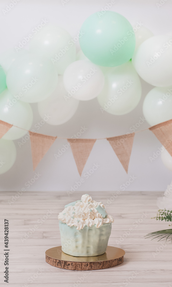 Fantastic mint colored birthday cake for a girl's or boy's birthday ...