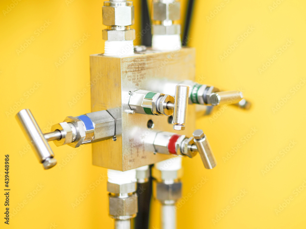 Block valve or manifold valve of pressure transmitter for apply in ...