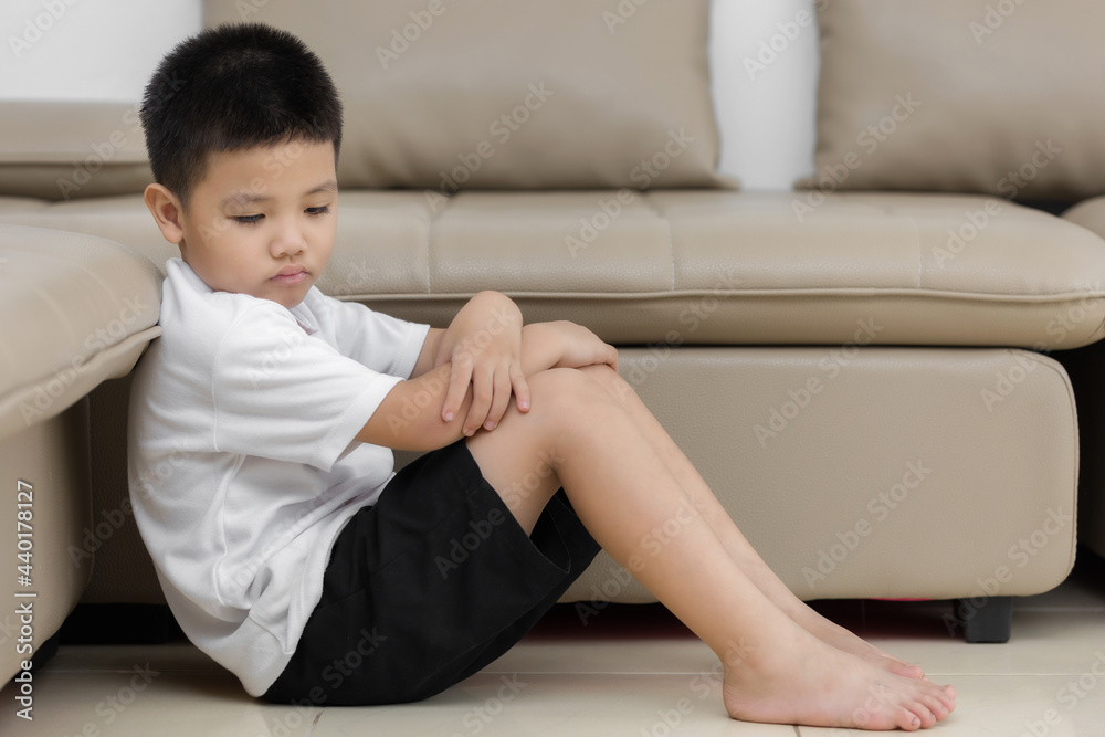 Asian child sitting alone with sad feeling, Concept for bullying ...