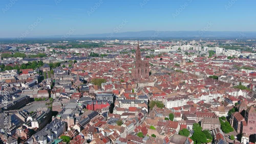 Strasbourg: Aerial view of city in France at border with Germany ...
