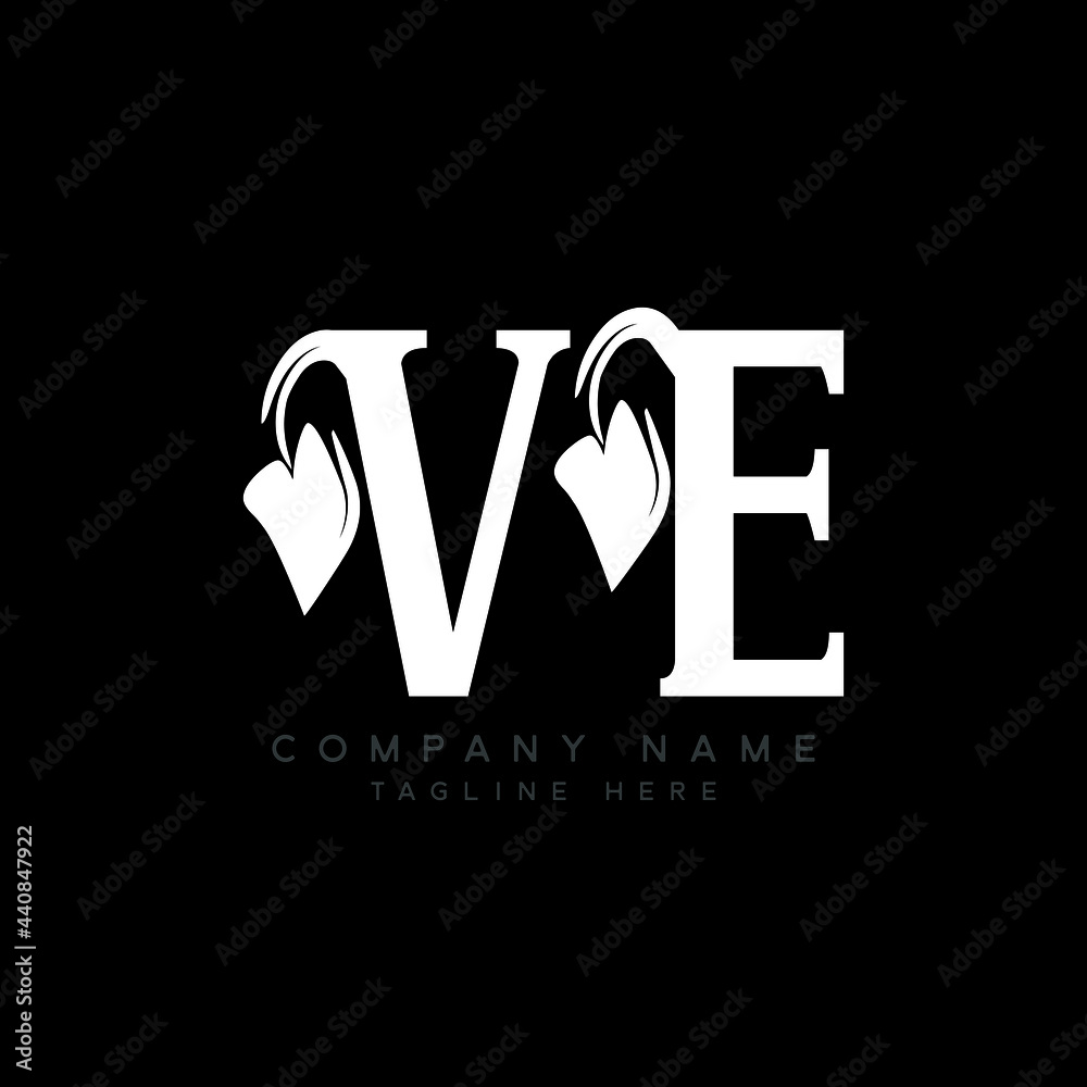Vetor de VE letter logo design. VE letter with leaf shape. VE Creative ...