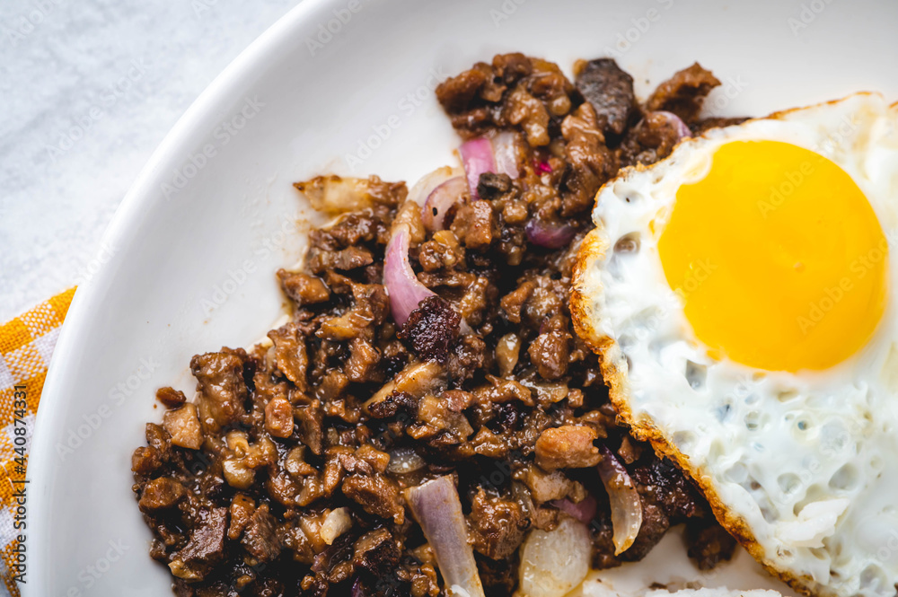 SisigSilog- is a typical Filipino Breakfast meal, consisting usually of ...