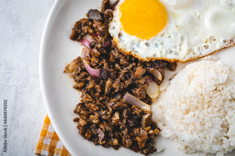 SisigSilog- is a typical Filipino Breakfast meal, consisting usually of ...