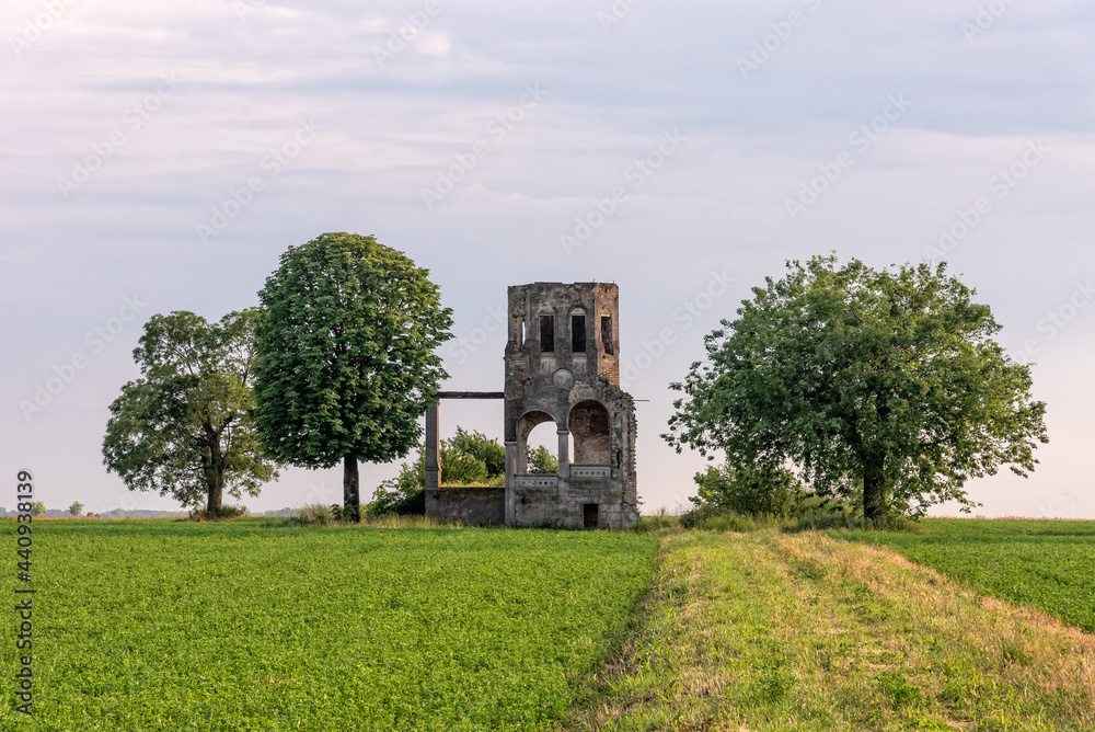 Mali Idjos, Serbia - June 06, 2021: The abandoned summer house in Mali ...
