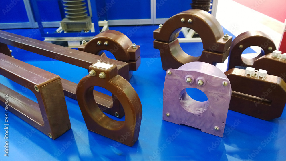 Current and voltage transformer, Bus-bar current and Zero-phase ...