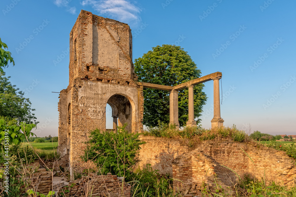 Mali Idjos, Serbia - June 06, 2021: The abandoned summer house in Mali ...