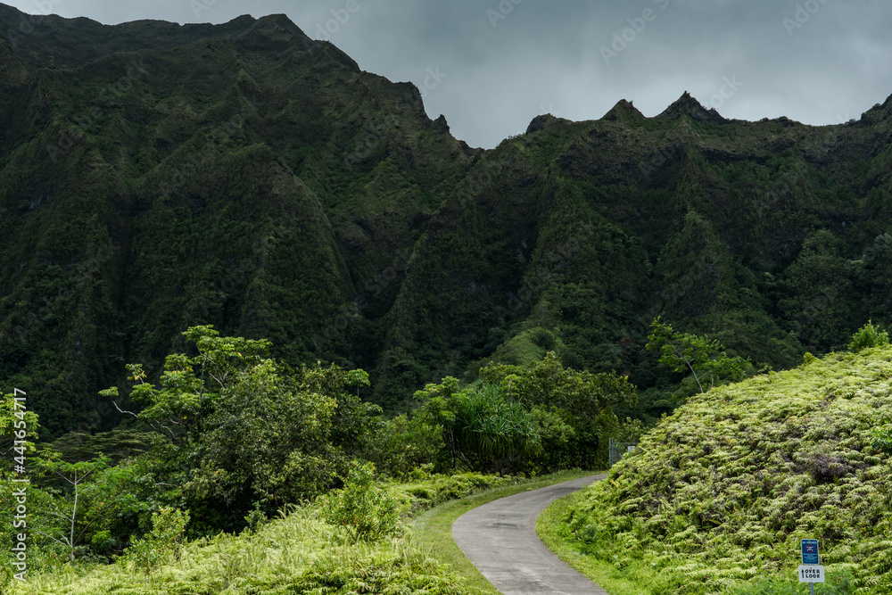 Koolau Range, Hoomaluhia Botanical Garden, Honolulu, Oahu, Hawaii ...