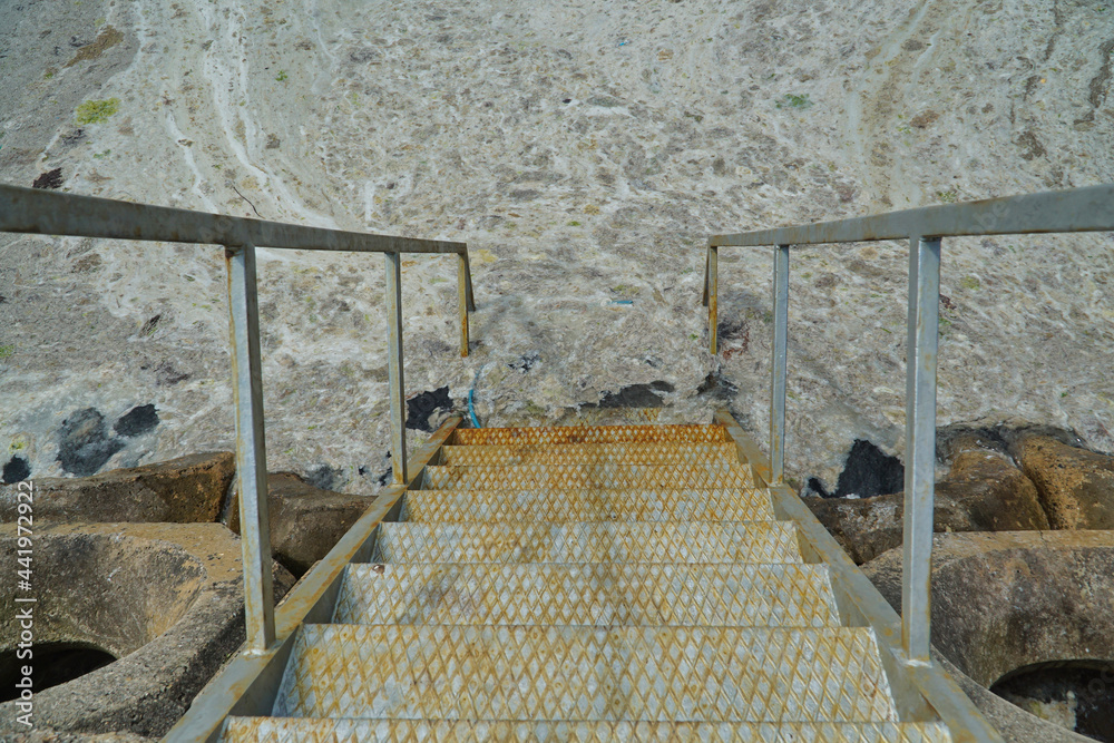 Sea snot mucilage which affects the Sea of Marmara and the coasts ...