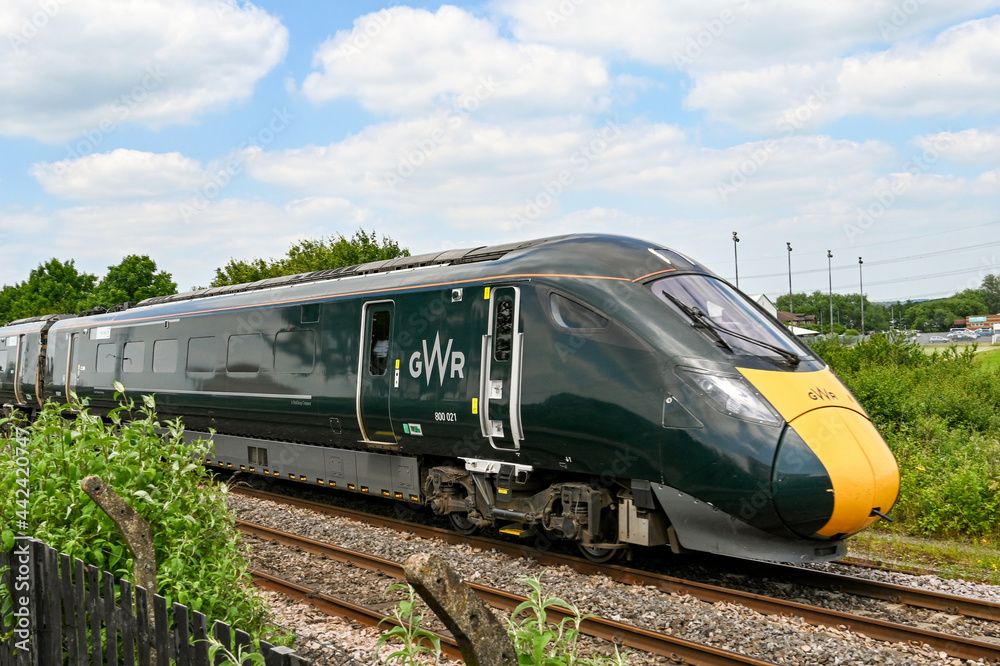 Didcot, England - June 2021: Class 800 electro diesel high speed train ...