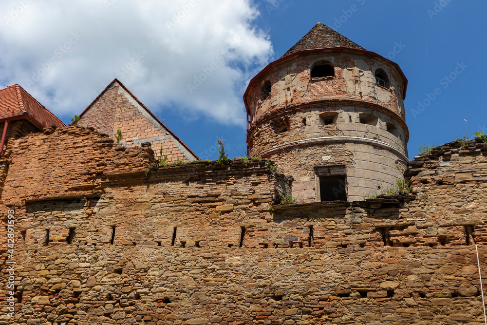 Cris Bethlen Castle, Historic Sites in Mures County. Fortified churches ...