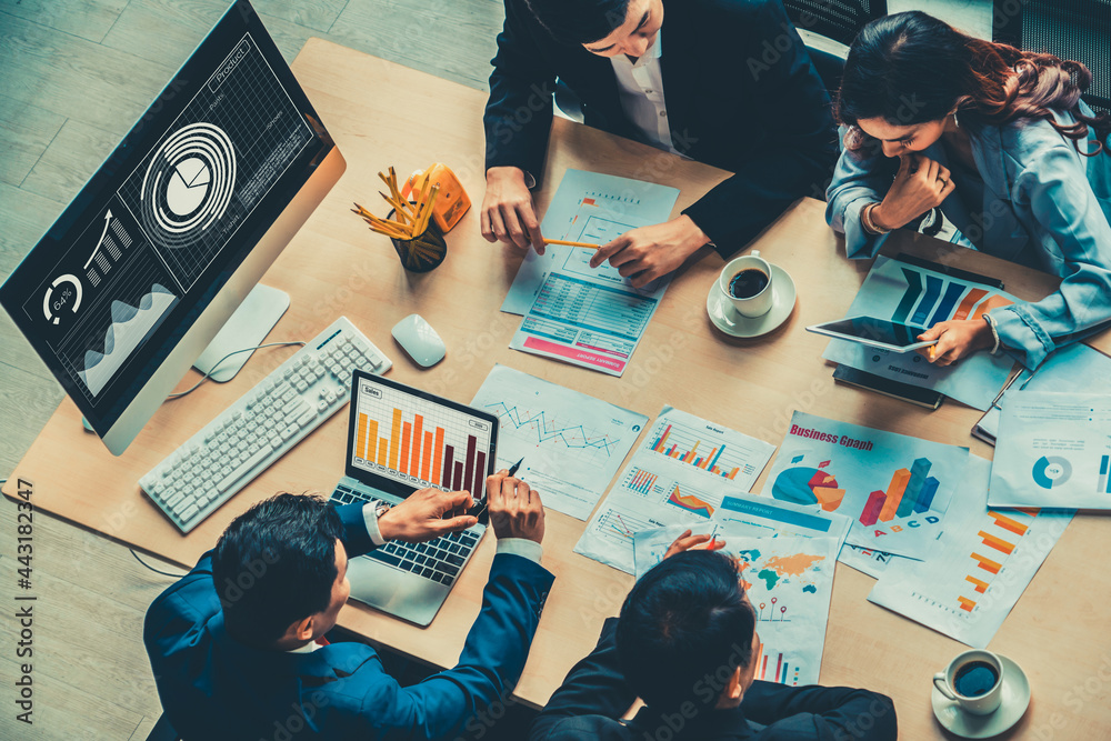 Business visual data analyzing technology by creative computer software ...