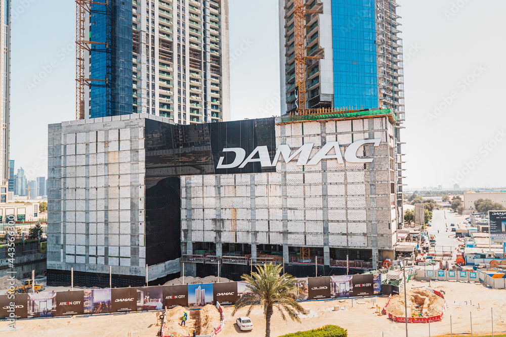 Foto de 24 February 2021, Dubai, UAE: DAMAC logo on the facade of a ...
