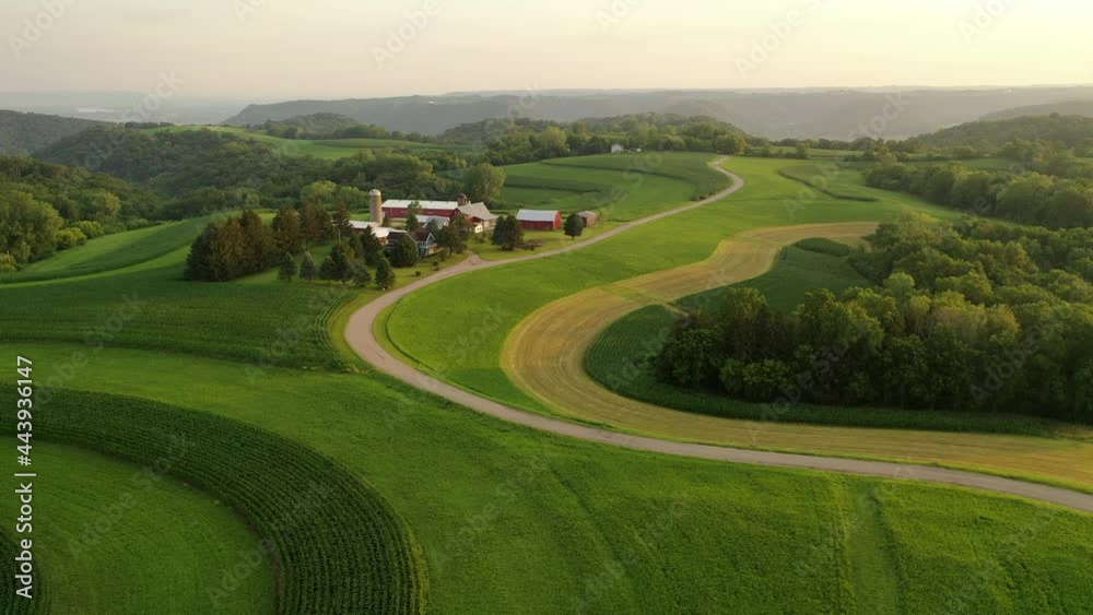 Midwest USA Rural farm scene at sunrise sunset sunlight. Rural ...