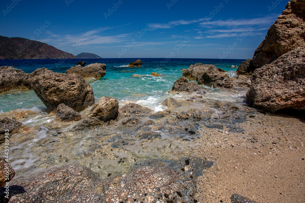 A trip to the island of Sulu Ada in Adrasan. Beautiful places in ...