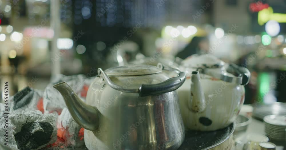Vídeo do Stock: Traditional Kurdish Tea Shop at Iskan Street in Erbil ...