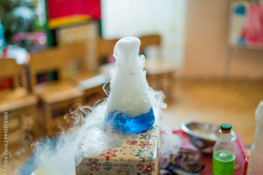 Experiments with dry ice for children. Smoke from the flask from ...