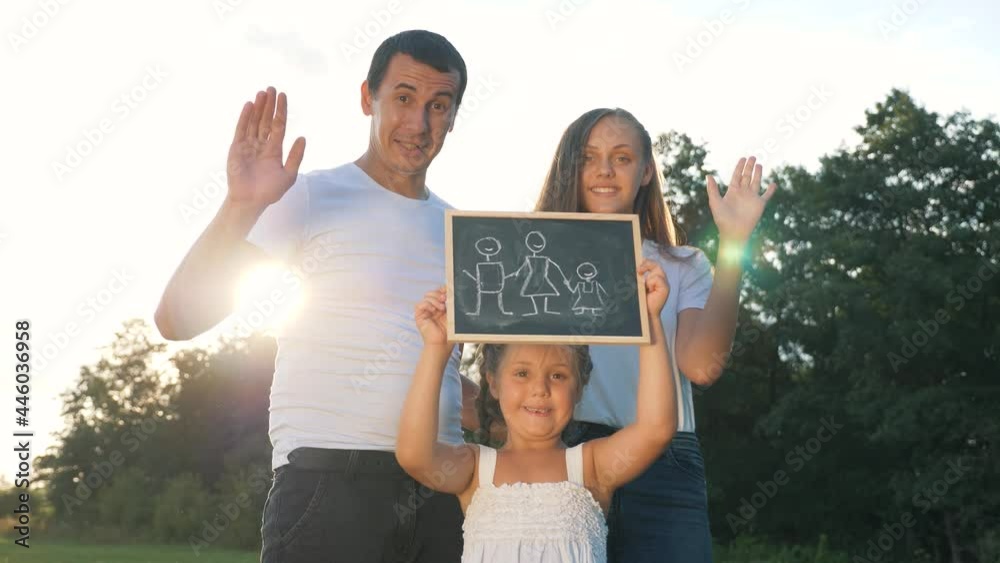 Vídeo do Stock: family looks forward welcoming and smiling. Happy ...