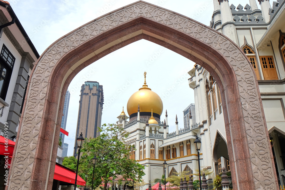 Singapore Mosque, Masjid Sultan with its golden dome in the Arab ...